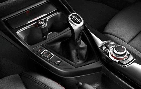 BMW Genuine Sport Gear Knob+Boot Gait... | BMW Interior Styling | Park ...